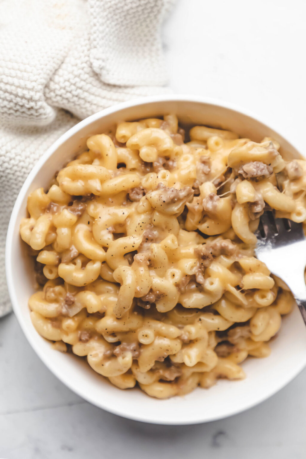 Instant Pot Cheeseburger Macaroni - Eating in an Instant